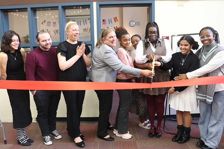 826 Boston | 826 Boston opens sixth Writers’ Room—and first in Hyde Park